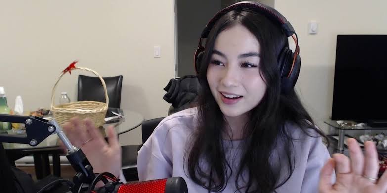 Battling Cancer With Valorant: Kyedae's Inspiring Story of Courage and ...